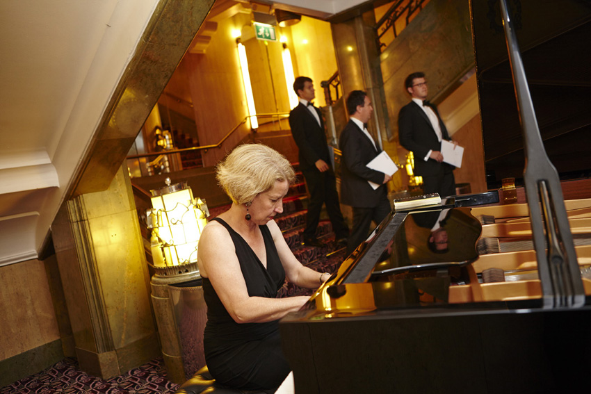 Pianist for Private Parties & Corporate Events